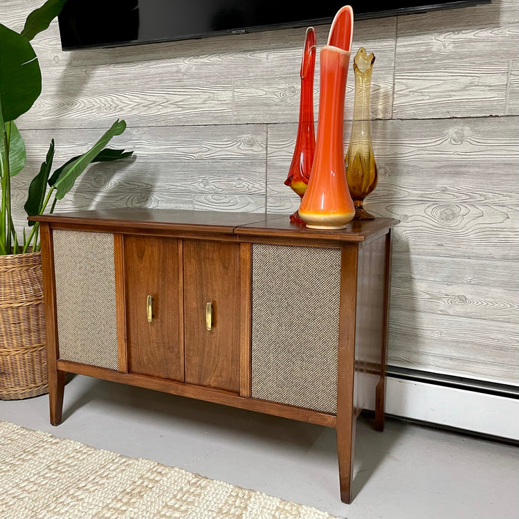 SOLD OUT! ZENITH Solid State Record Player Stereo Console... – The ...