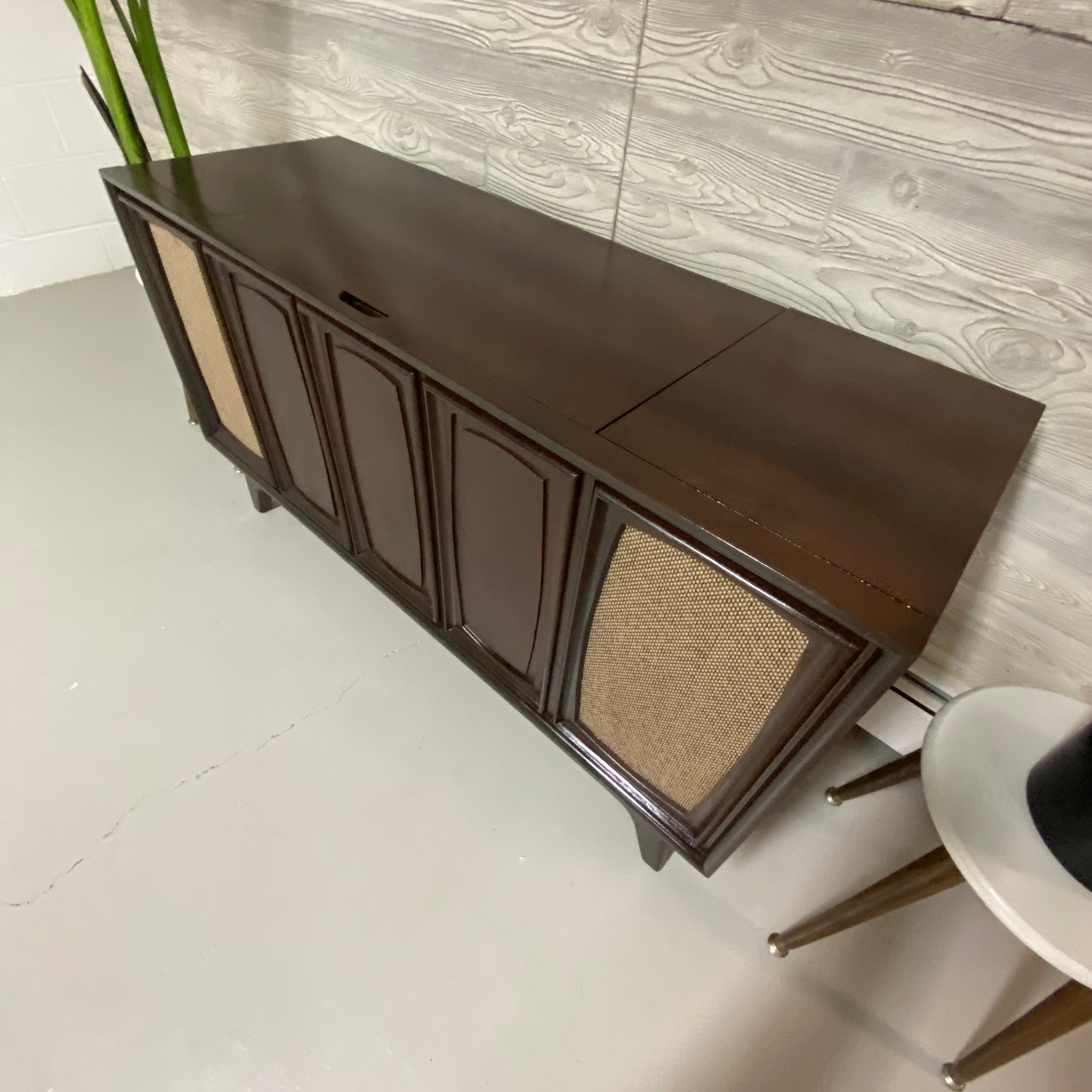 **SOLD OUT** ZENITH 60s Vintage 8-TRACK Stereo Console... – The ...